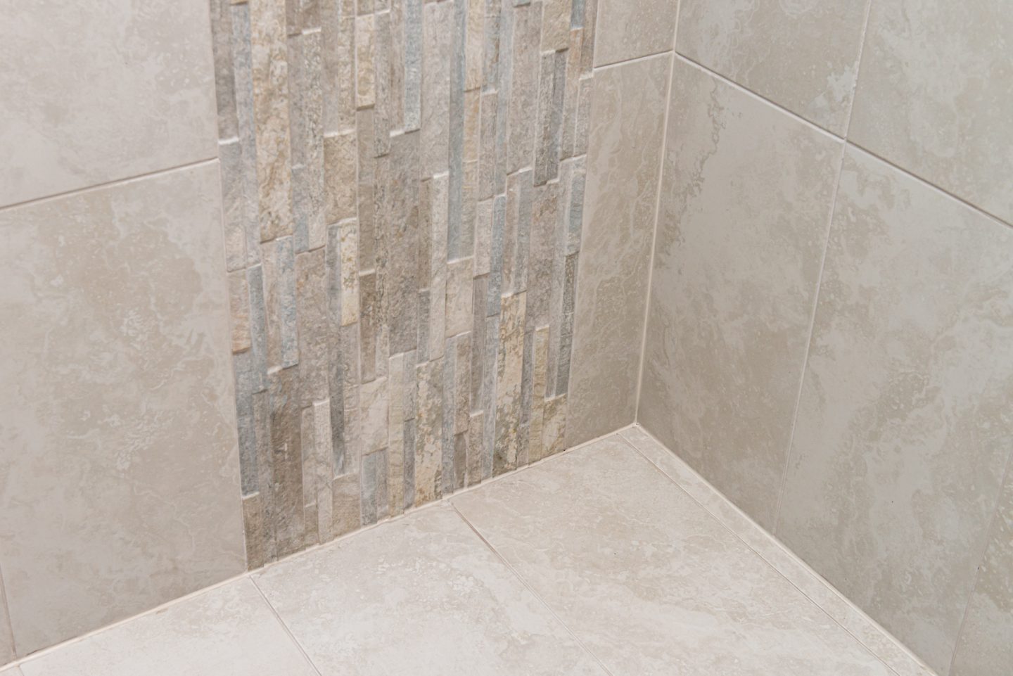 Azteca Perla Feature Tile – Ceramix Ltd